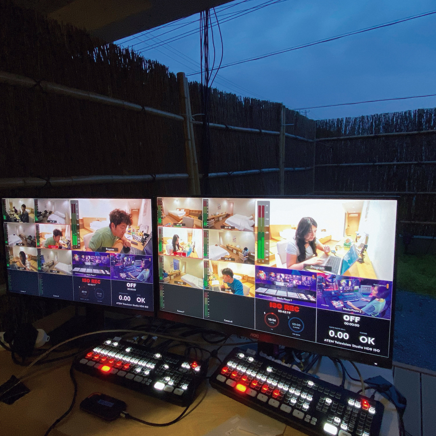 晚点聊 LateTalk 123: 当只有AI，人会活成怎样？与五源孟醒和两位挑战者还原72小时AI生存